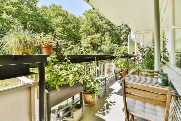 5 Tips To Upgrade Your Balcony This Spring